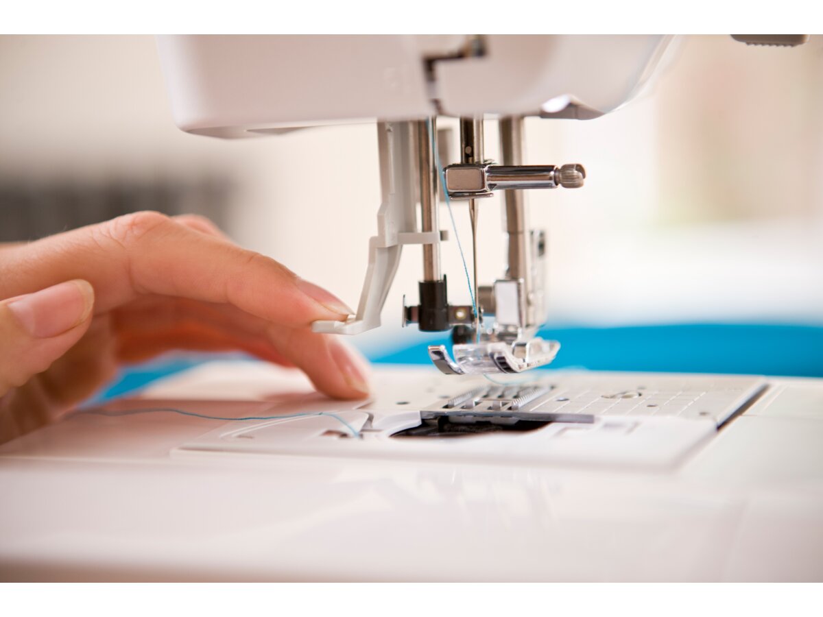 Maszyna do szycia BROTHER FS100WT – sklep internetowy Avans.pl